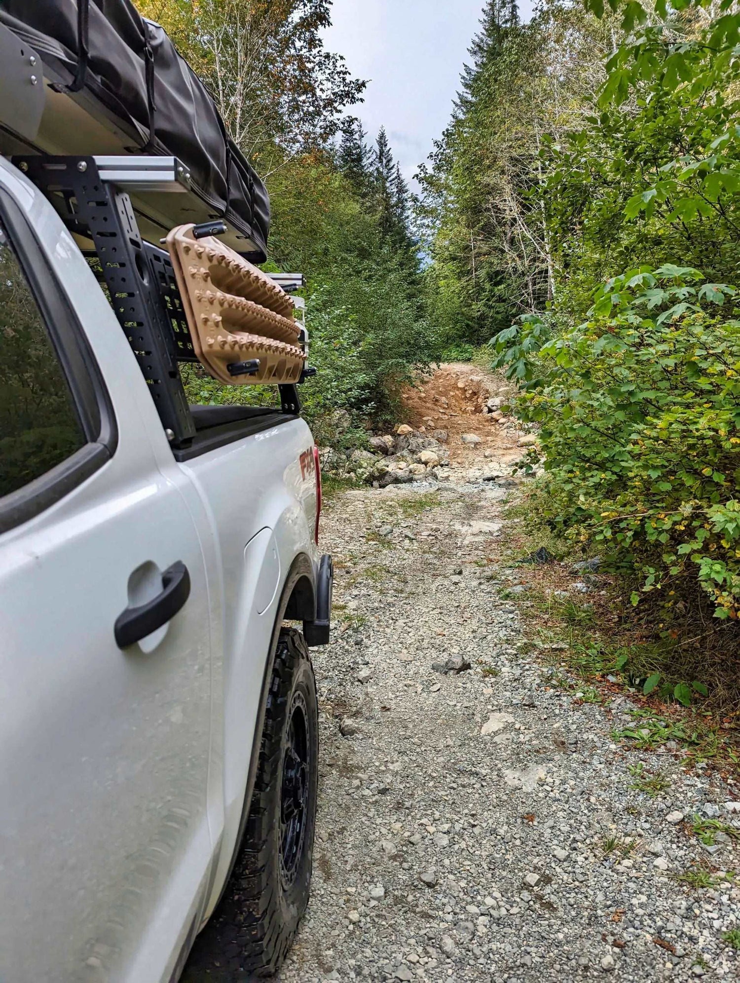 Elite Series Universal ALUMINUM Bed Rack – Overland Racks Ontario